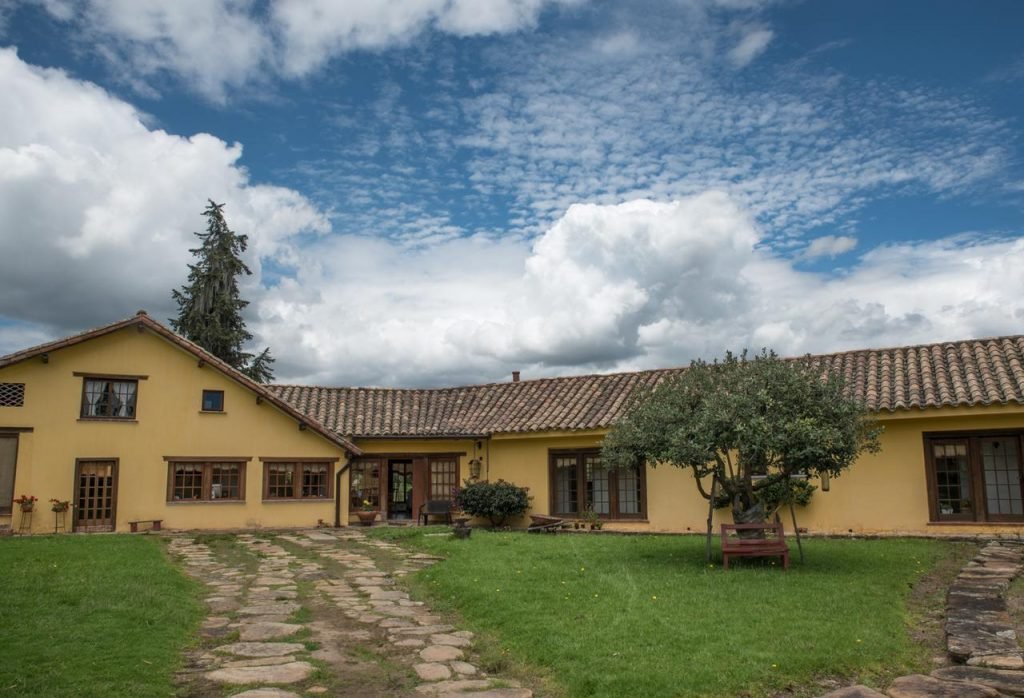 Hoteles en Iza - www.turismoboyaca.com